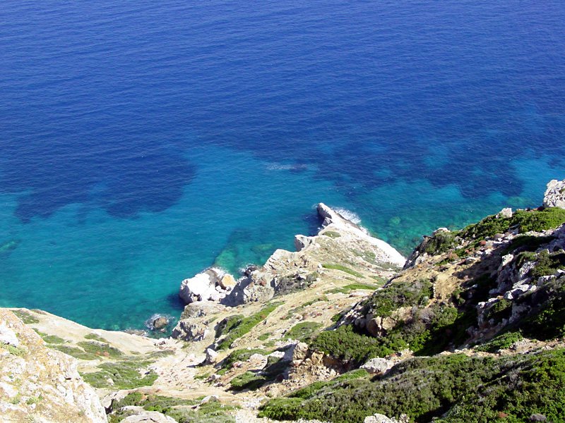 Folegandros | Syros yacht charters