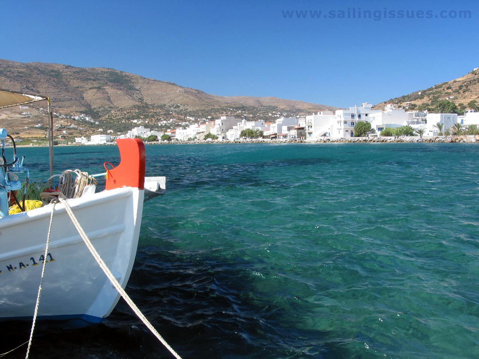 Andros island: Korthion port - 1600 x 1200 desktop wallpaper